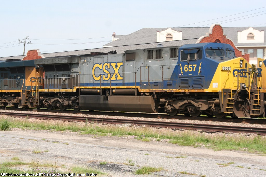 CSX 657